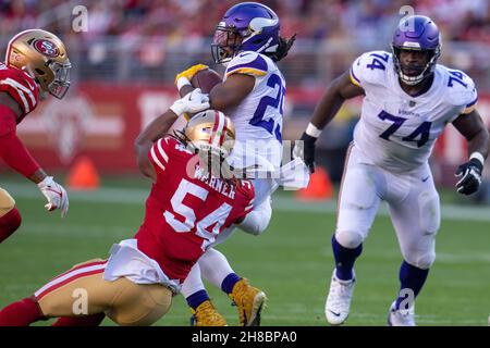 Minnesota Vikings running back Alexander Mattison (25) rushes against ...