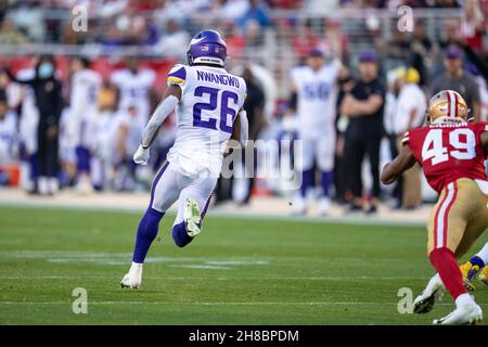 Minnesota Vikings running back Kene Nwangwu (26) runs the ball against ...