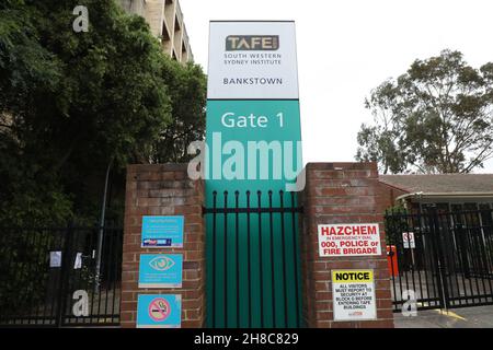 Bankstown TAFE, 500 Chapel Road, Bankstown NSW 2200 Stock Photo - Alamy