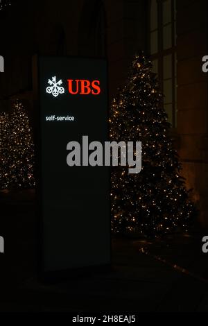 Signage of the UBS bank in front of branch office in downtown Zurich at ...