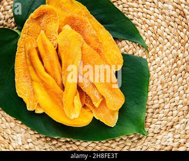 Dry sweet mango tropical fruit dessert Stock Photo - Alamy