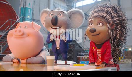 SING, from left: Buster Moon (voice: Matthew McConaughey), Ash (voice ...