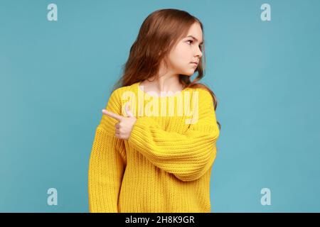 Little girl feeling left out in park Stock Photo - Alamy