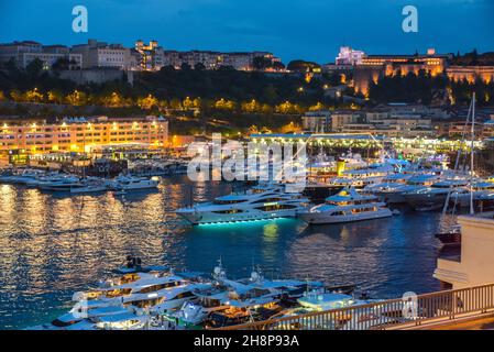Port Hercule at night, Monaco, Monte Carlo, Cote d´Azur, France, Europe ...