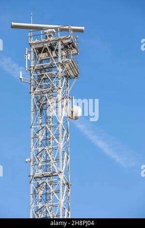 Airport surface movement radar for surveillance to assist air traffic ...