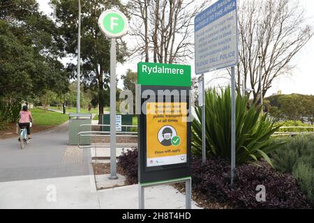 Rydalmere ferry wharf Stock Photo - Alamy