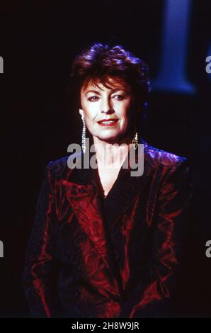 Nicole Heesters, deutsche Schauspielerin und Hörspielsprecherin ...