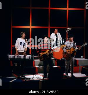 Disco, ZDF Musiksendung, 1982, Auftritt der amerikanischen Pop Sängerin ...