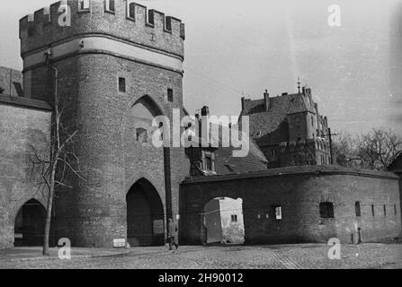 Toruñ, 1947, wiosna. Wygl¹d toruñskiej starówki po zakoñczeniu II wojny ...