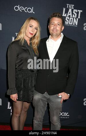 L-R: Amy O'Neill and Andre Relis attend the NY screening of The Last ...