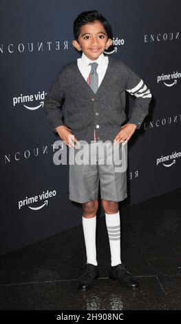 Los Angeles, CA. 2nd Dec, 2022. Brandon Sklenar at arrivals for 1923 ...