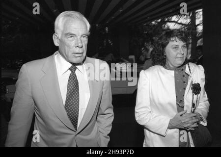 Lee Marvin at the wedding reception for producer Al Ruddy and newspaper ...