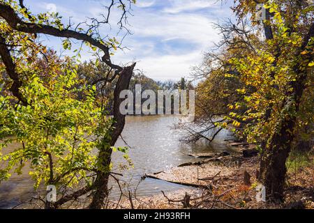 Beautiful fall color of the Martin Park Nature Center at Oklahoma Stock ...