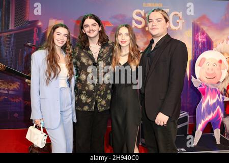 December 4, 2021: SIAN FULLER, JORDAN FULLER, JANEVA and ARLO SIM ...