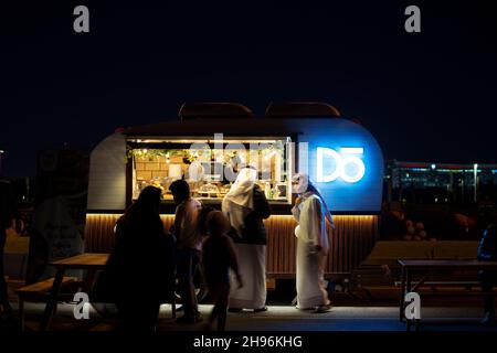 Street Food Outlets in Doha corniche / QATAR Stock Photo - Alamy
