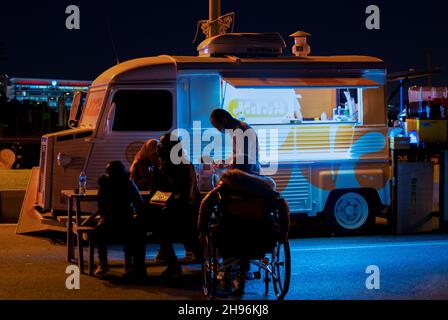 Street Food Outlets in Doha corniche / QATAR Stock Photo - Alamy