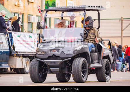 Oklahoma, DEC 4, 2021 - Santa Claus sitting in a car in Cowboy ...