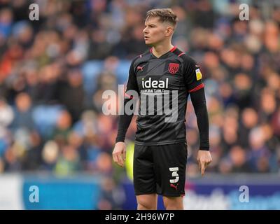 Conor Townsend #3 of West Bromwich Albion crosses the ball Stock Photo ...