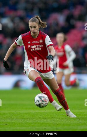 Vivianne Miedema of Arsenal controls the ball during the Barclays FA ...