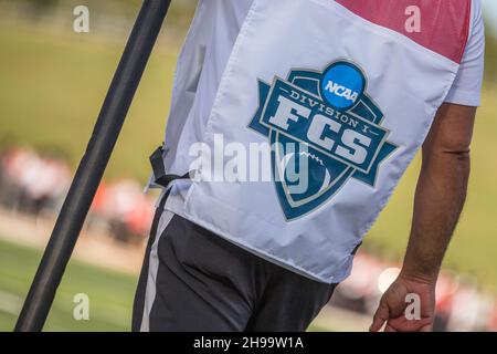 Huntsville, Texas, USA. 4th Dec, 2021. A Sam Houston Bearkats flag girl ...