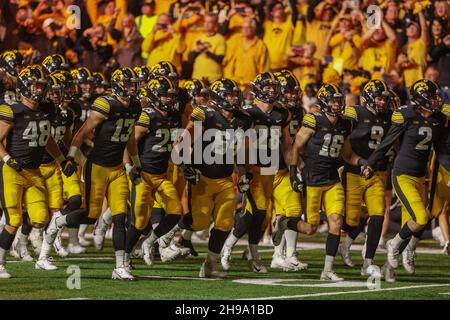 Indianapolis, Indiana, USA. 4th Dec, 2021. Iowa Hawkeyes quarterback ...