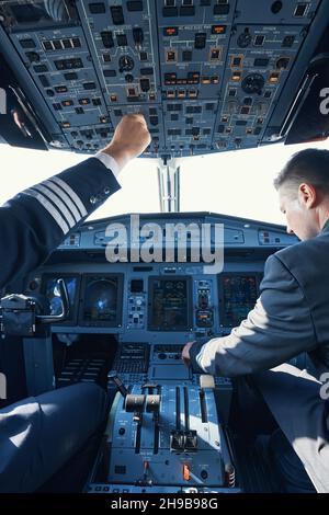 Overhead control panel of an aircraft. Cockpit view Stock Photo - Alamy
