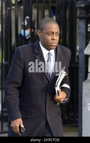 Bim Afolami MP (Con: Hitchin and Harpenden) leaving Parliament ...