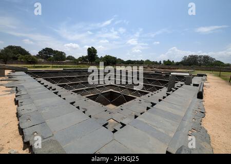 Ancient Indian Water Tank Reservoir Steps V Stock Photo - Alamy