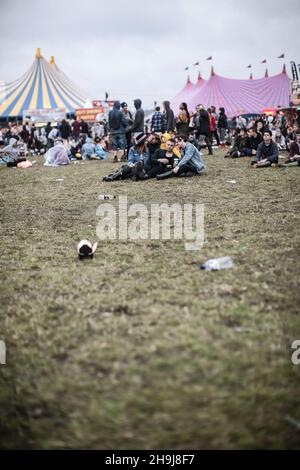 Festival goers at the 2015 Reading Festival Stock Photo - Alamy