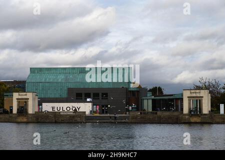 Lakeside Arts Pavilion, with Eulogy container, Nottingham Uni Park ...