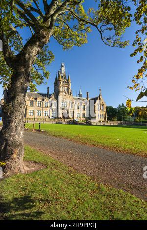 Morgan Academy is a Secondary School in the Stobswell area of Dundee ...