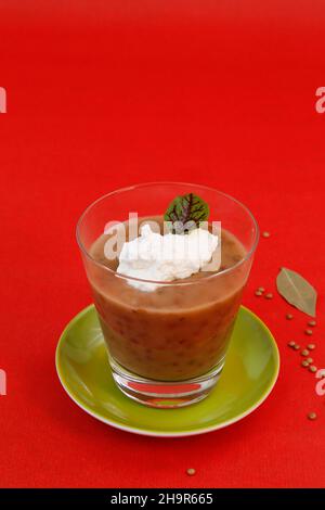 Swabian cuisine, Alblinsen soup with cream topping, common sorrel ...