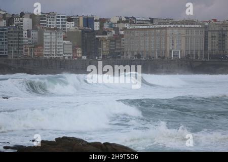 A Coruna, Spain weather 8th December 2021.Stormy Barra hits the ...