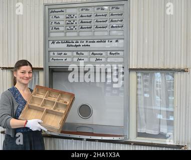 1960s cash register Stock Photo - Alamy