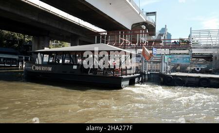 Chatrium Hotel Riverside Bangkok Shuttle Boat Chao Phraya River Bangkok ...
