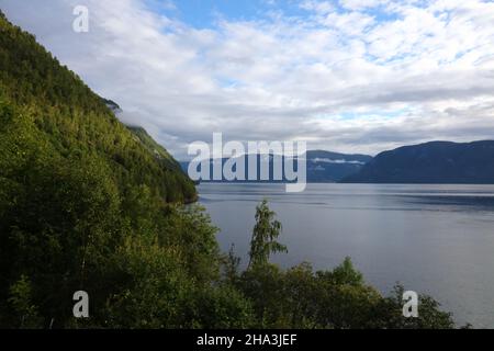 Norwegen - Sognefjord bei Fresvik / Norway - Sognefjorden near Fresvik ...