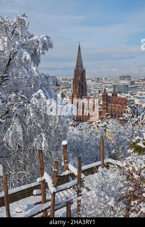 Snowy viewpoint over the wintry landscape Stock Photo - Alamy