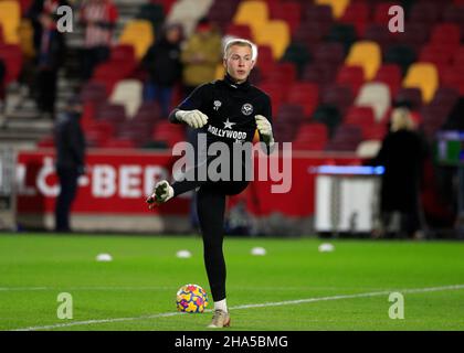 England goalkeeper Matthew Cox warming up prior to kick-off before the ...
