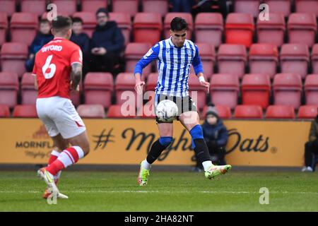 Crewe, UK. 11th Dec, 2021. Lee Gregory #9 of Sheffield Wednesday head ...