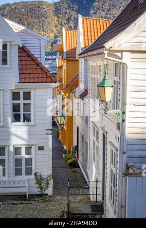 Walk through the town Bergen and Nordnes Stock Photo - Alamy