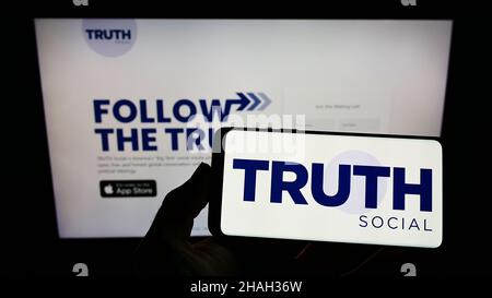 Truth social media on smartphone. TRUTH Social is America’s “Big Tent ...