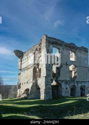 Ruins of The Bodzentyn palace, castle, Poland, Polish castles and ...