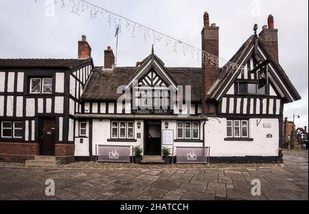 The Black Bear Inn Sandbach Cheshire Stock Photo - Alamy