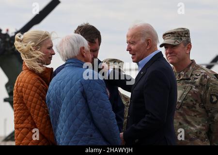 Command Sergeant Major Veronica Knapp, 101st Airborne Division (Air Assault) senior enlisted ...