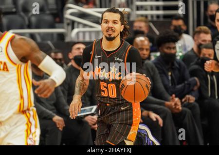 Orlando Magic guard Cole Anthony (50) passes the ball against San ...