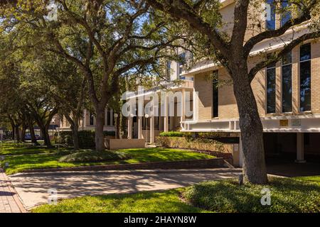 Conroe, Texas, USA - October 17, 2021: The Montgomery County Courthouse ...