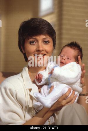 Anne Diamond with her baby son Oliver Stock Photo - Alamy