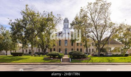 Jasper, Texas, USA - October 17, 2021: The Jasper County Courthouse ...
