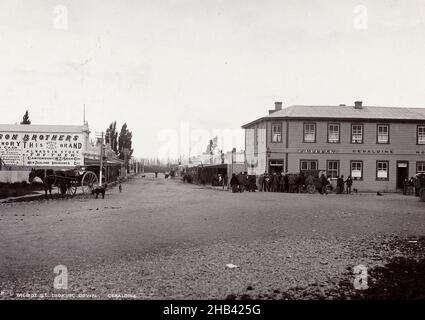 Geraldine, Muir & Moodie studio, 07 April 1905, Geraldine Stock Photo ...