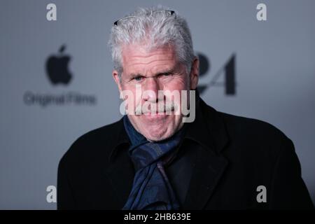 Ron Perlman arrives at the premiere of "The Tragedy of Macbeth" at the ...